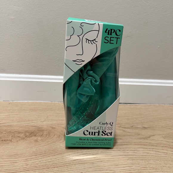 Curly-Q | Hair | Heatless Curl Set Green | Poshmark